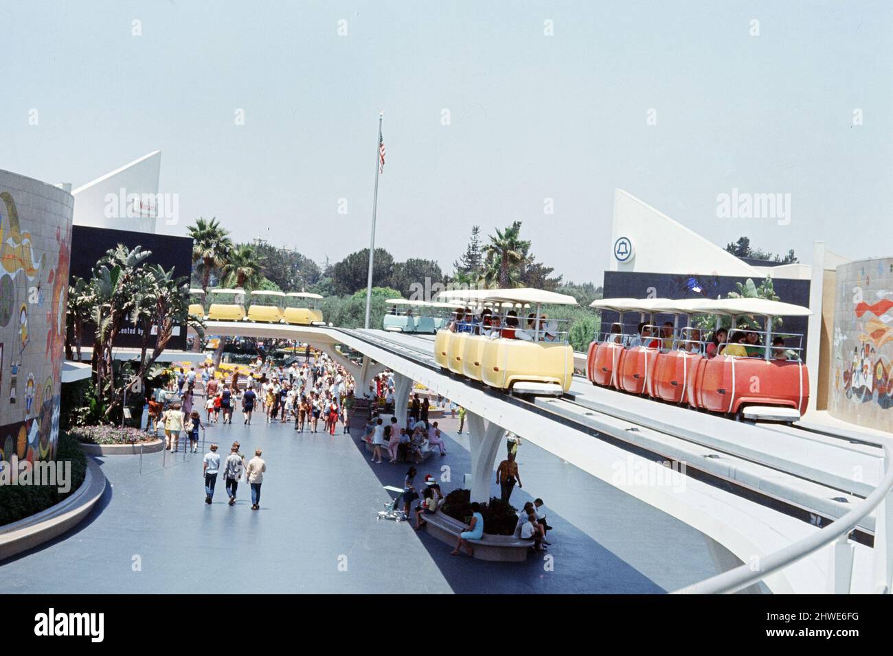 Disney 1970 hi-res stock photography and images - Alamy