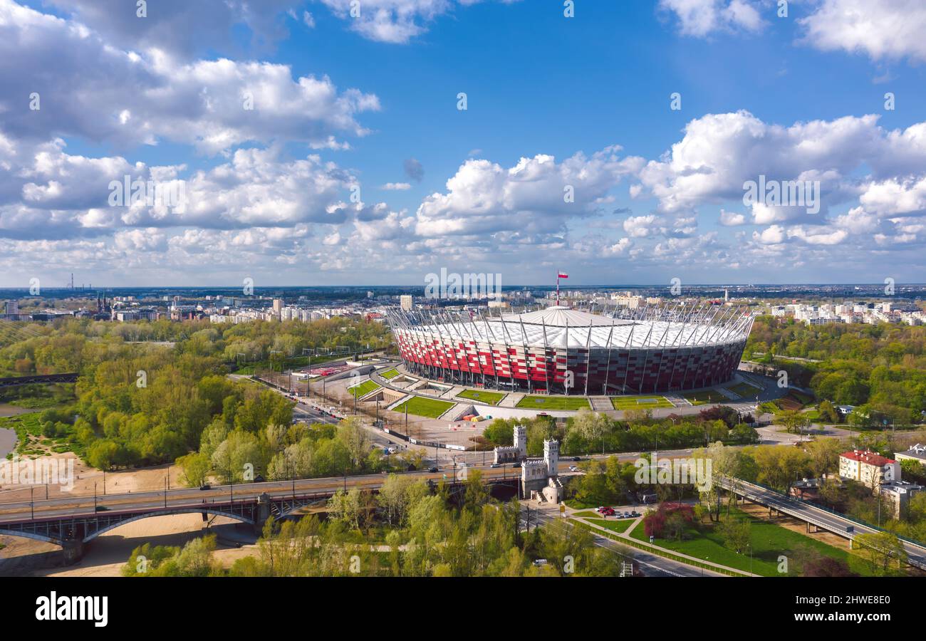 Football stadium roof retractable hi-res stock photography and images ...