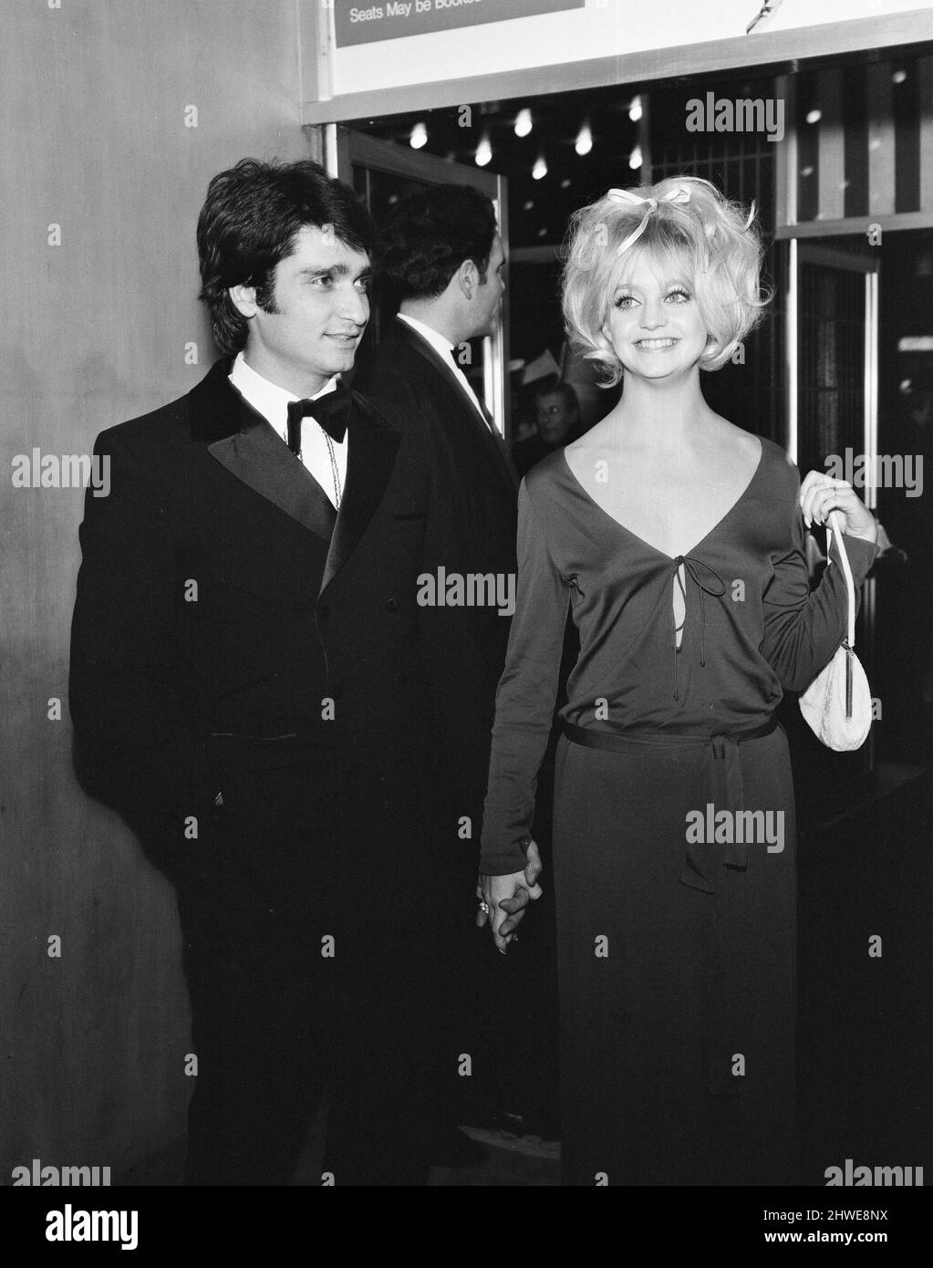 Odeon leicester square 1970s hi-res stock photography and images - Alamy