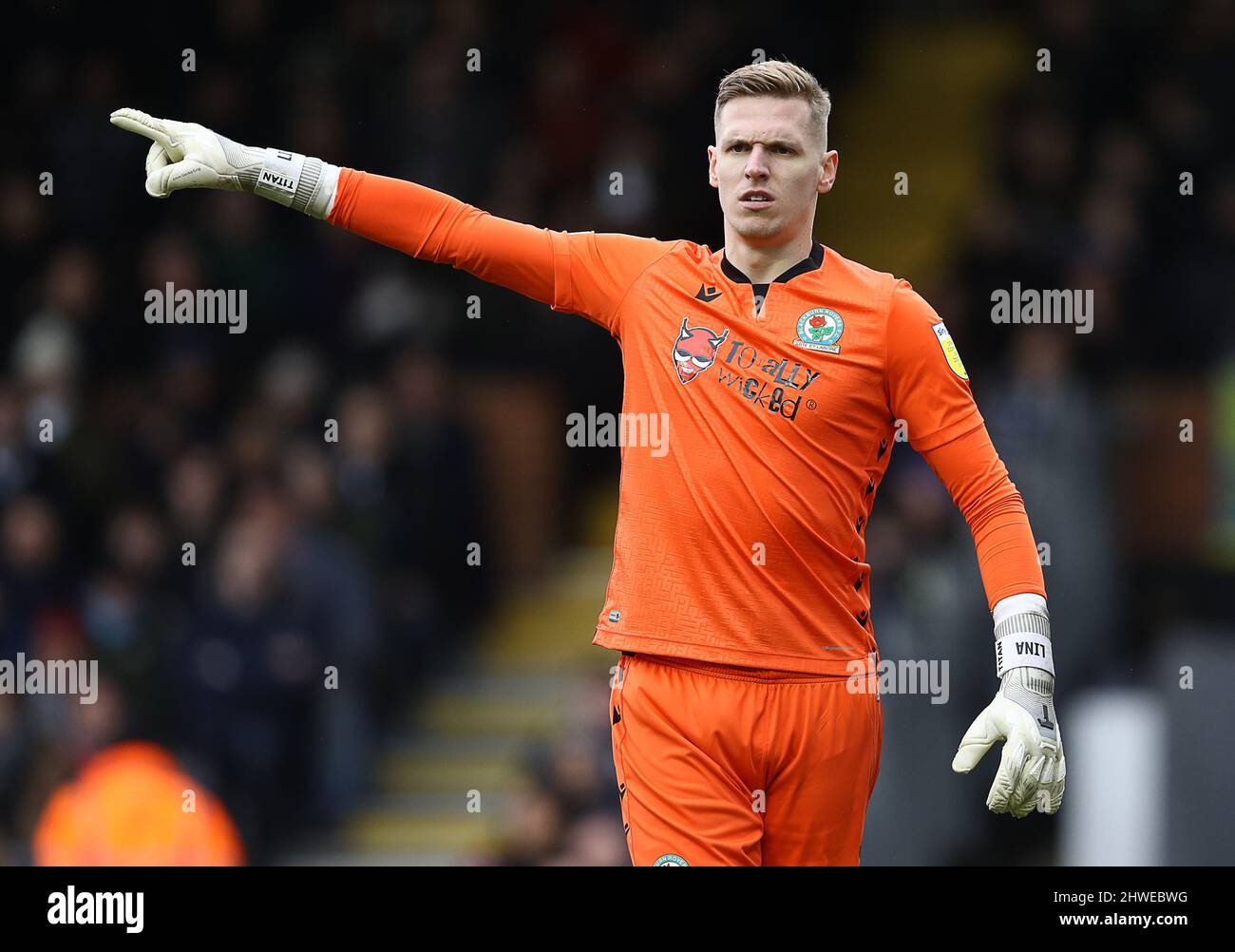 Thomas kaminski of blackburn rovers hi-res stock photography and images ...
