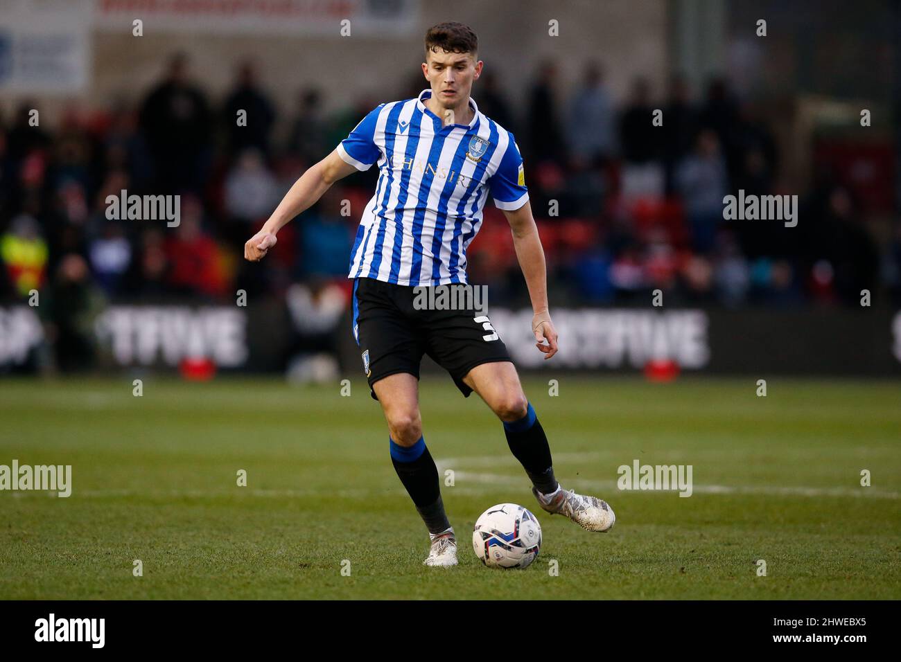 Jordan Storey #38 of Sheffield Wednesday Stock Photo - Alamy