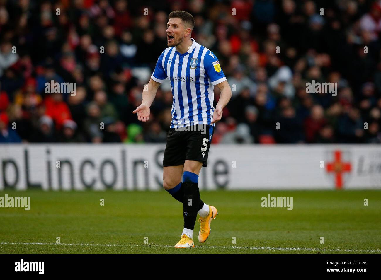 Sam Hutchinson #5 of Sheffield Wednesday Stock Photo - Alamy
