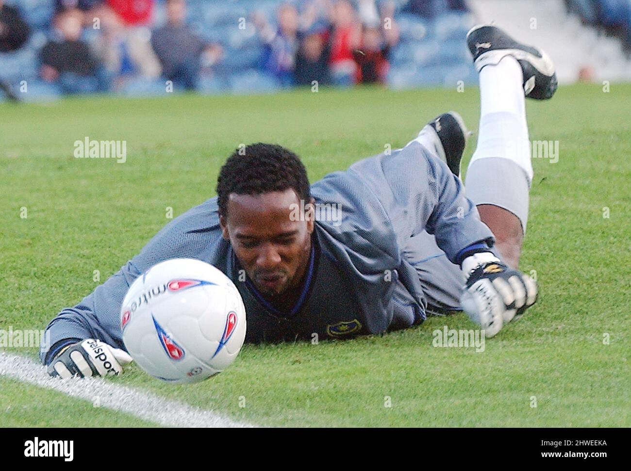 Shaka hislop hi-res stock photography and images - Alamy