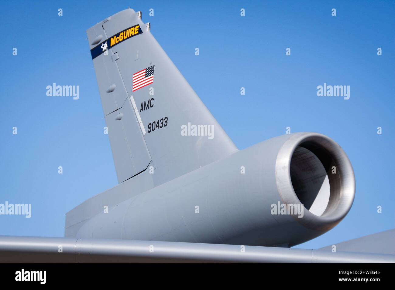 Us army cargo aircraft hi-res stock photography and images - Alamy