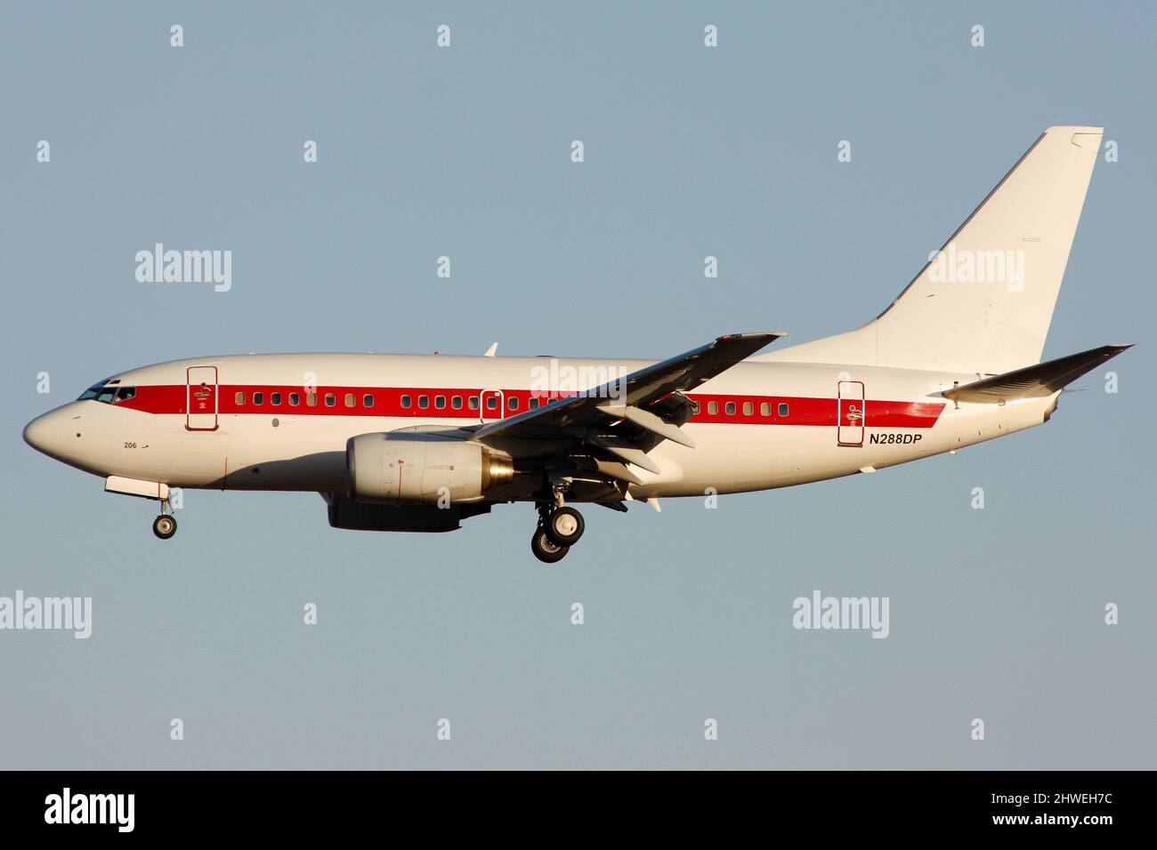 Janet Express Boeing 737-600 flying employee shuttle flight from Las ...