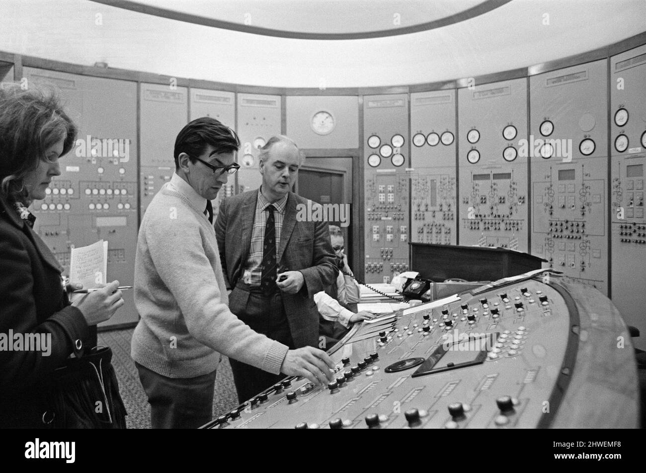 Manchester and Area electricity control room where all the power cut ...