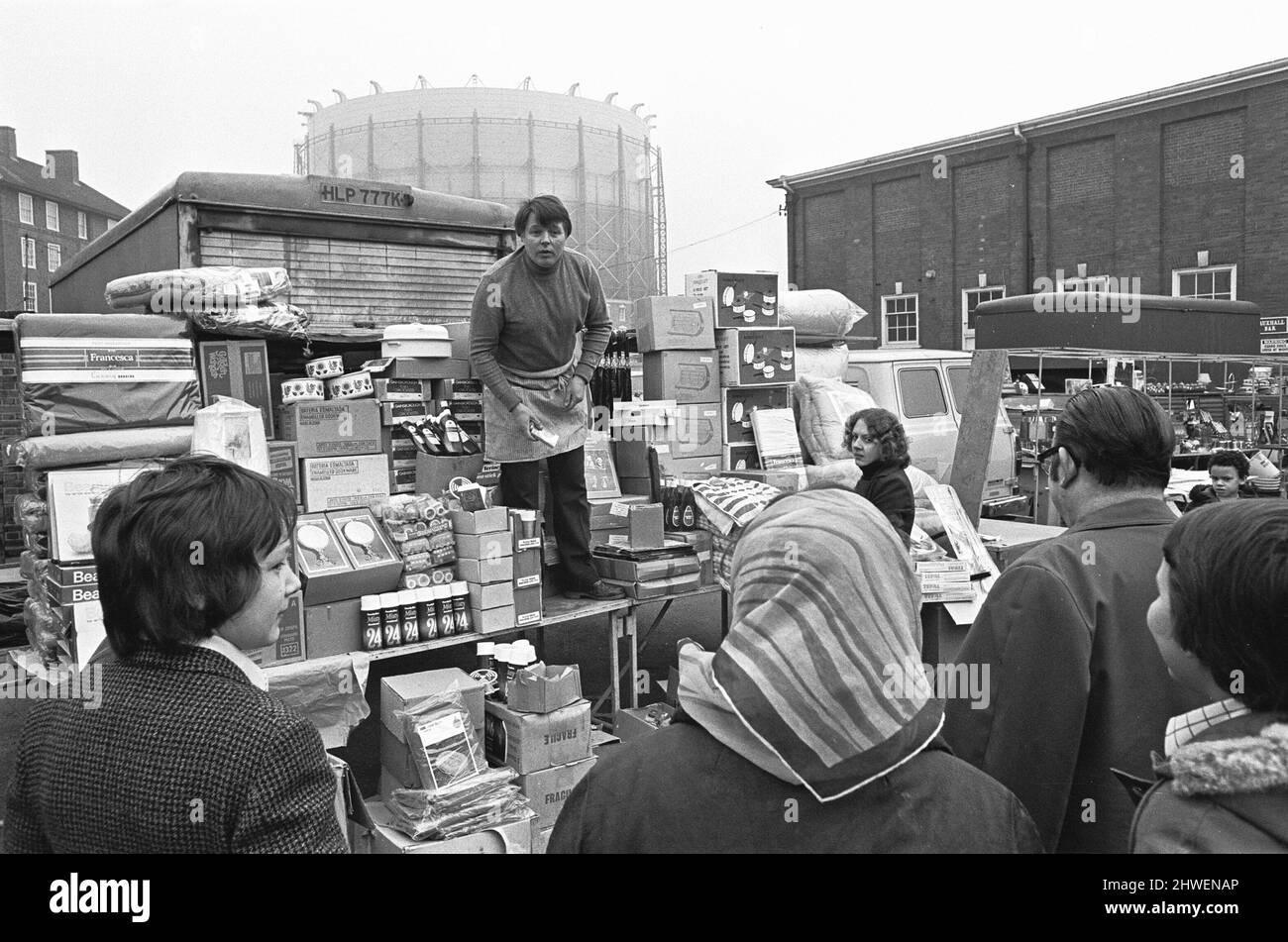 Market stall 1970s hi-res stock photography and images - Alamy