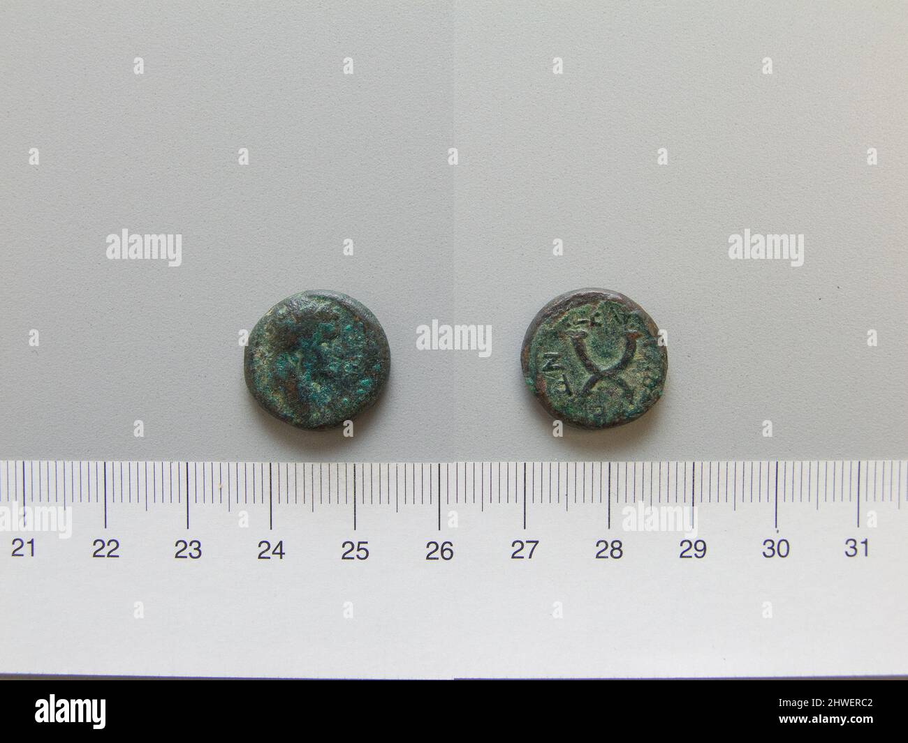 Emperor titus coin hi-res stock photography and images - Alamy