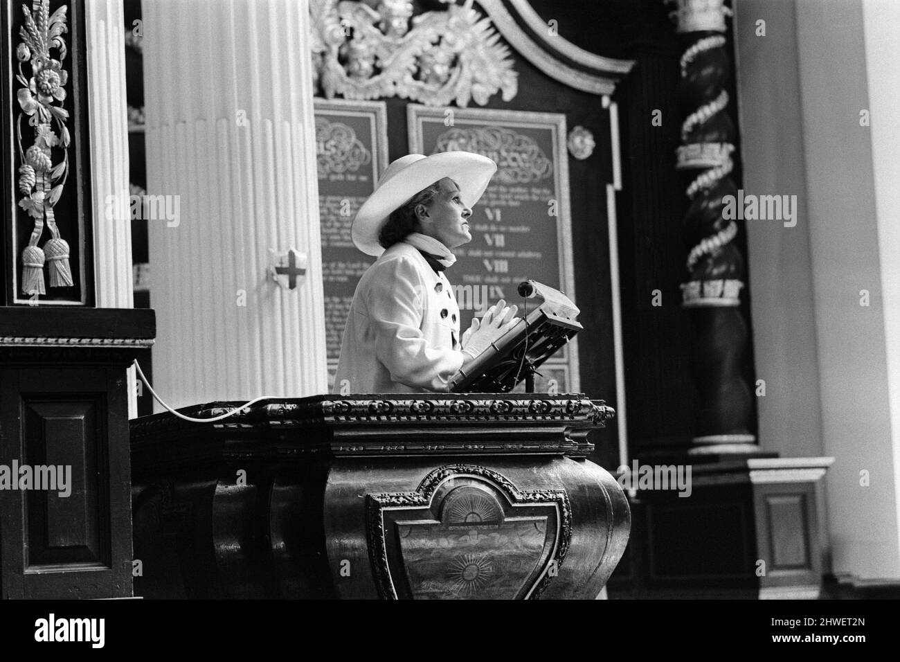 Television chef, Fanny Cradock, speaking from the pulpit, St Mary ...