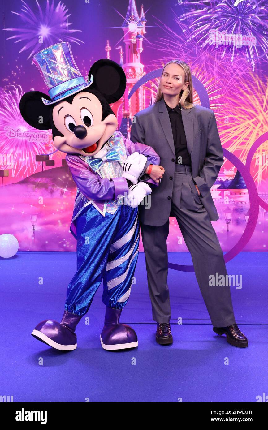 Paris, France. 05th Mar, 2022. Natasha Poly celebrates the 30th ...