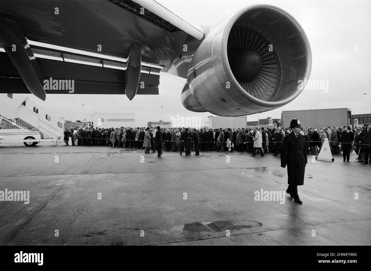 The 361 passenger Boeing 747 arrives at Heathrow Airport. The first ...