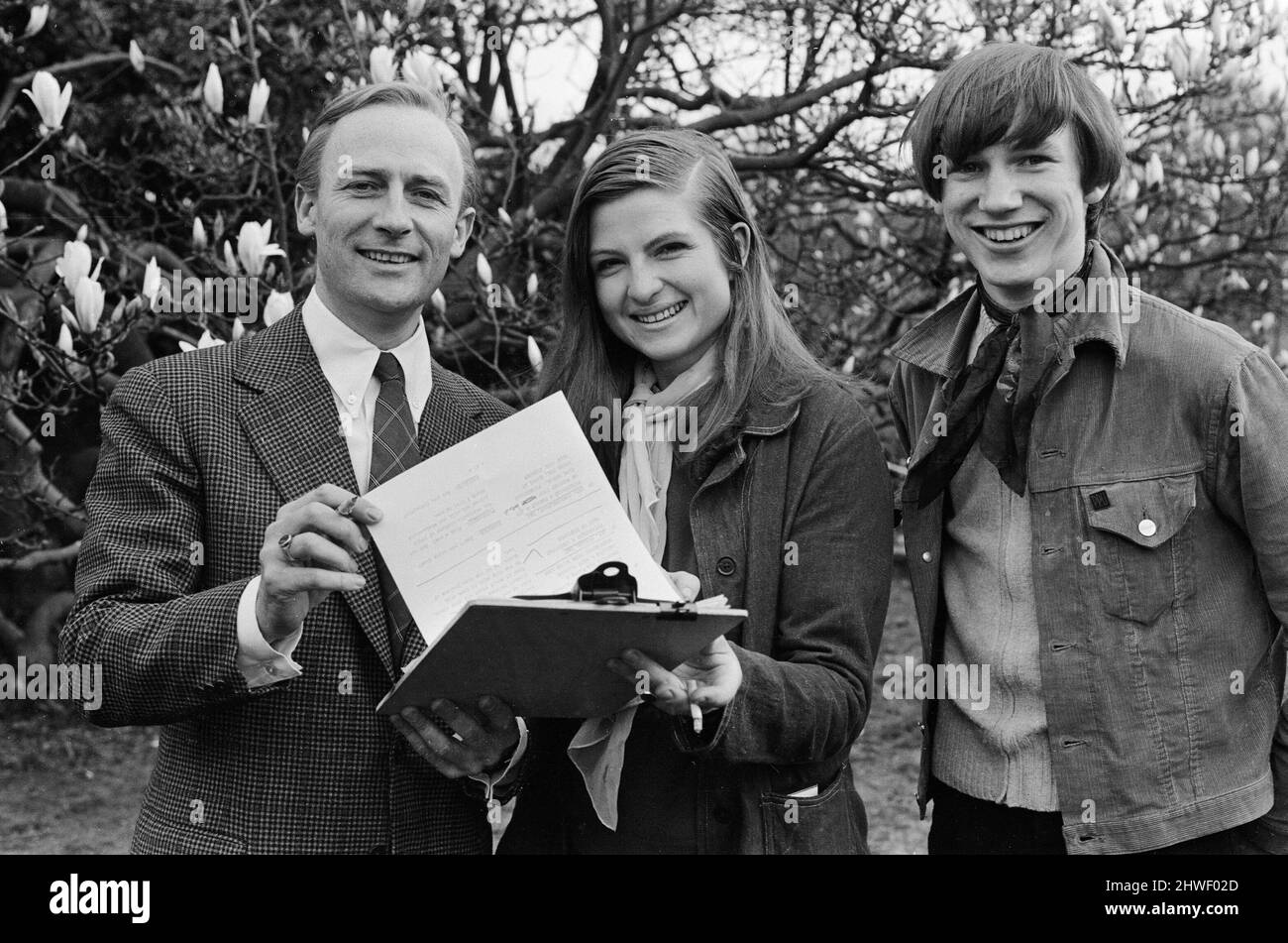 Sarah woodward Black and White Stock Photos & Images - Alamy