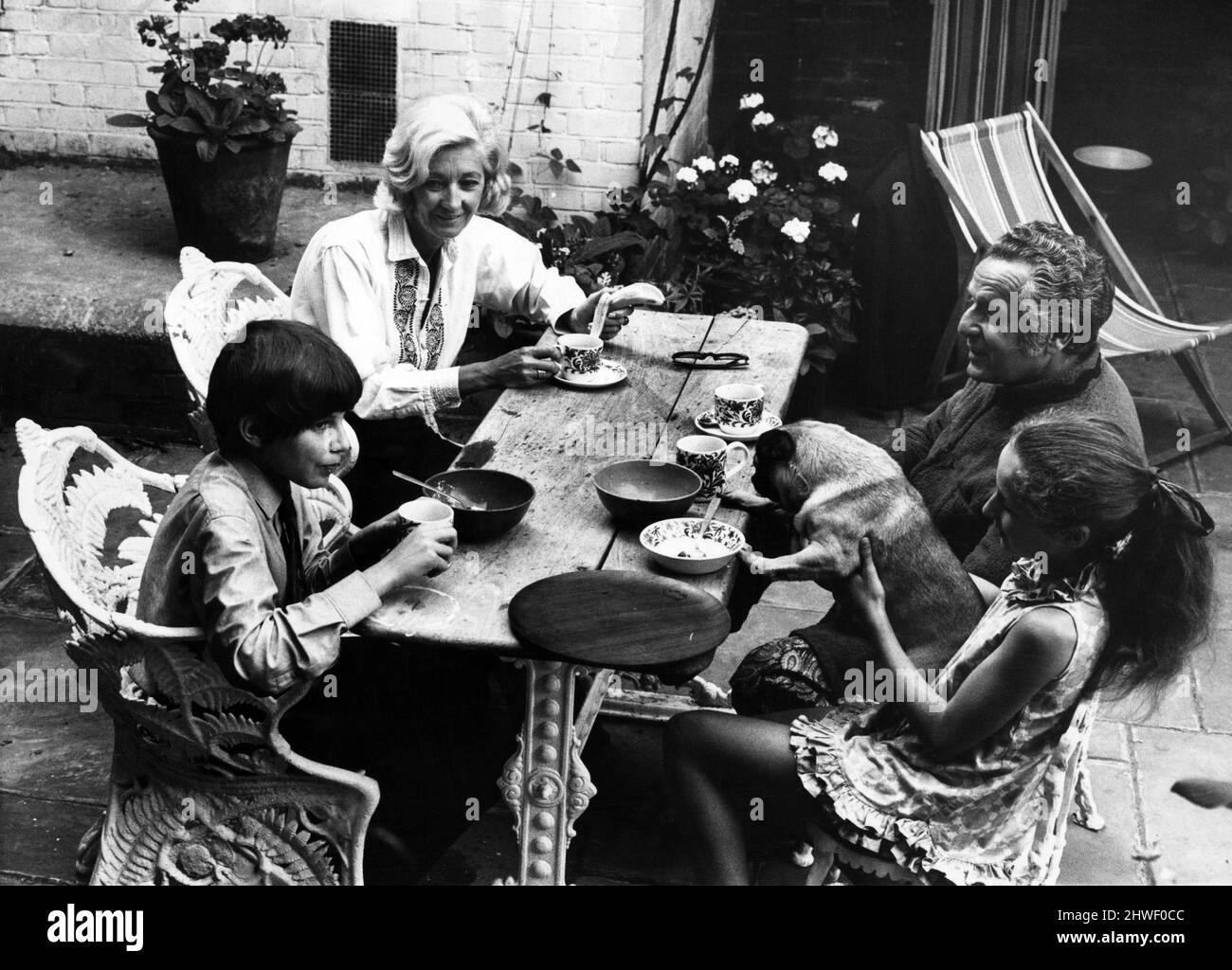 Children leo Black and White Stock Photos & Images - Alamy