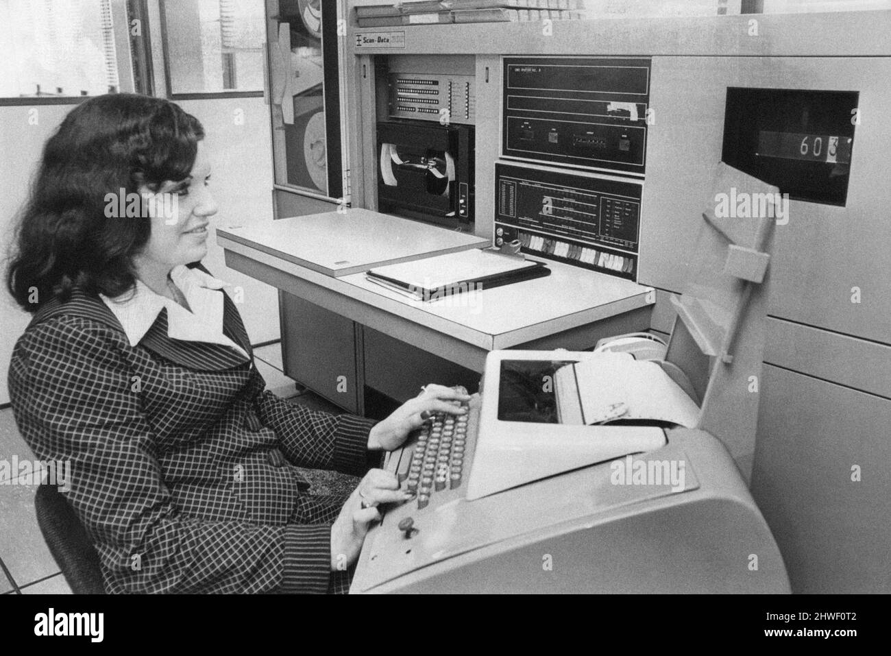 1970s computer workstation hi-res stock photography and images - Alamy