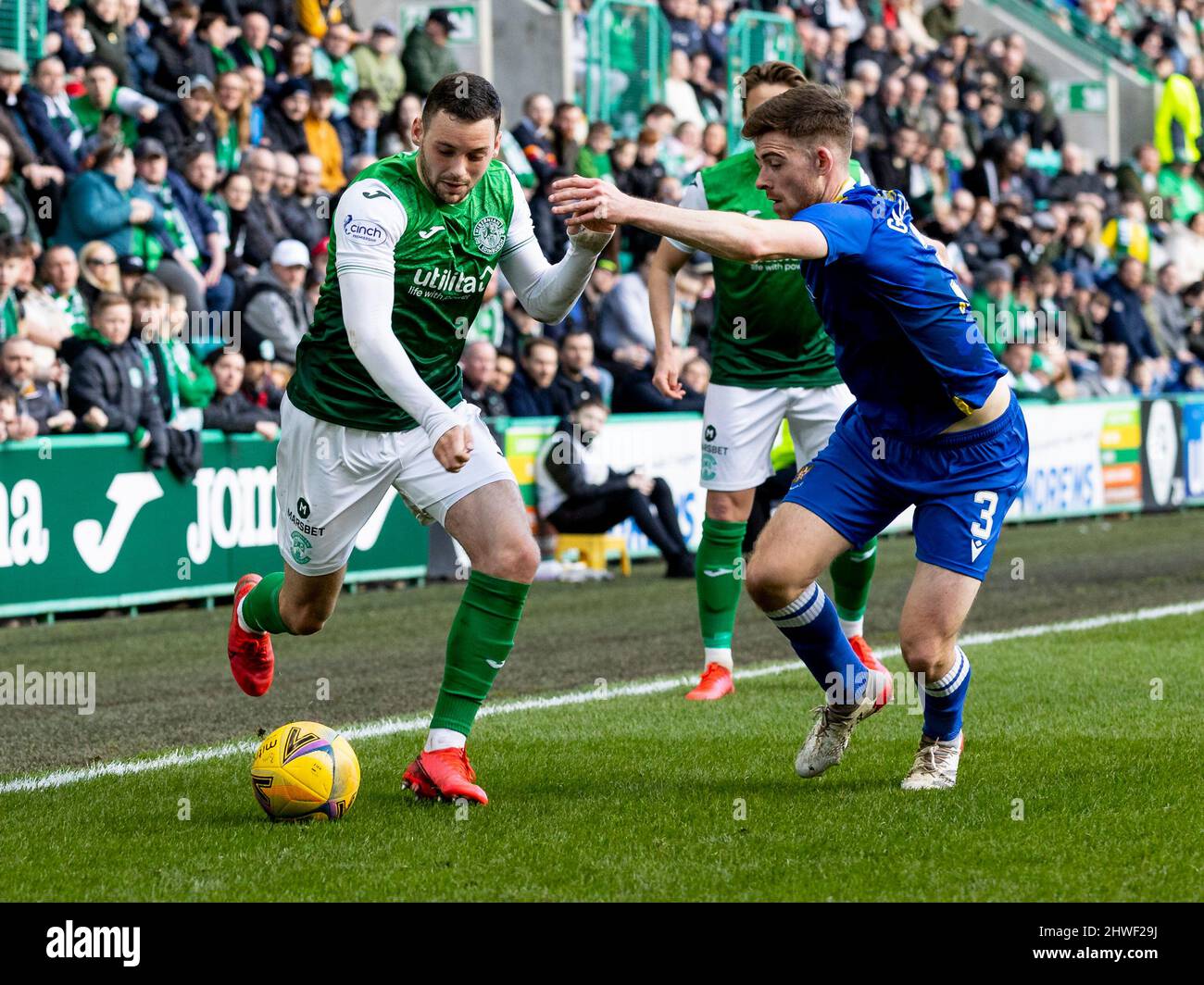Leith, Edinburgh, Scotland, UK. 5th March 2022; Easter Road, Leith ...