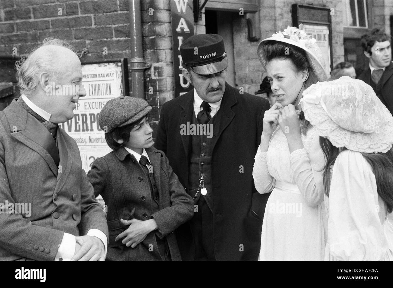 Jenny agutter railway children hi-res stock photography and images - Alamy