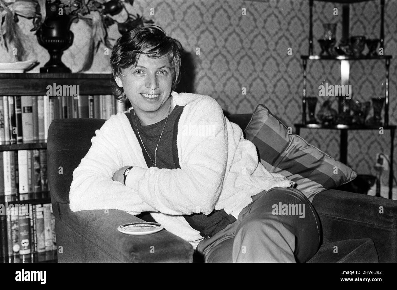 Tommy steele 1960s hi-res stock photography and images - Alamy