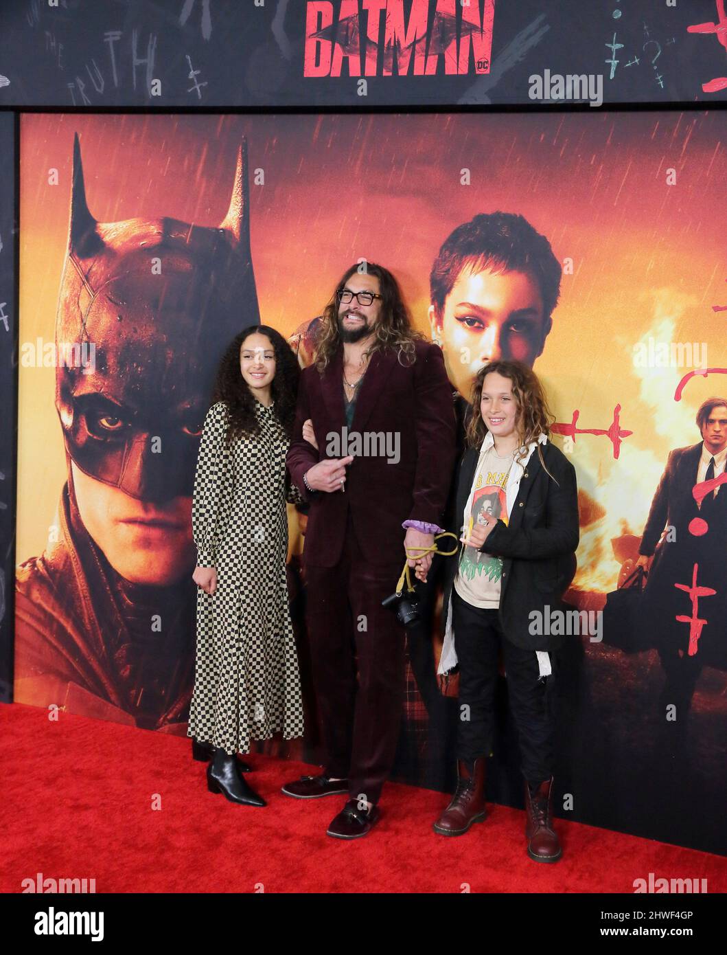 Nakoa wolf momoa hi-res stock photography and images - Alamy