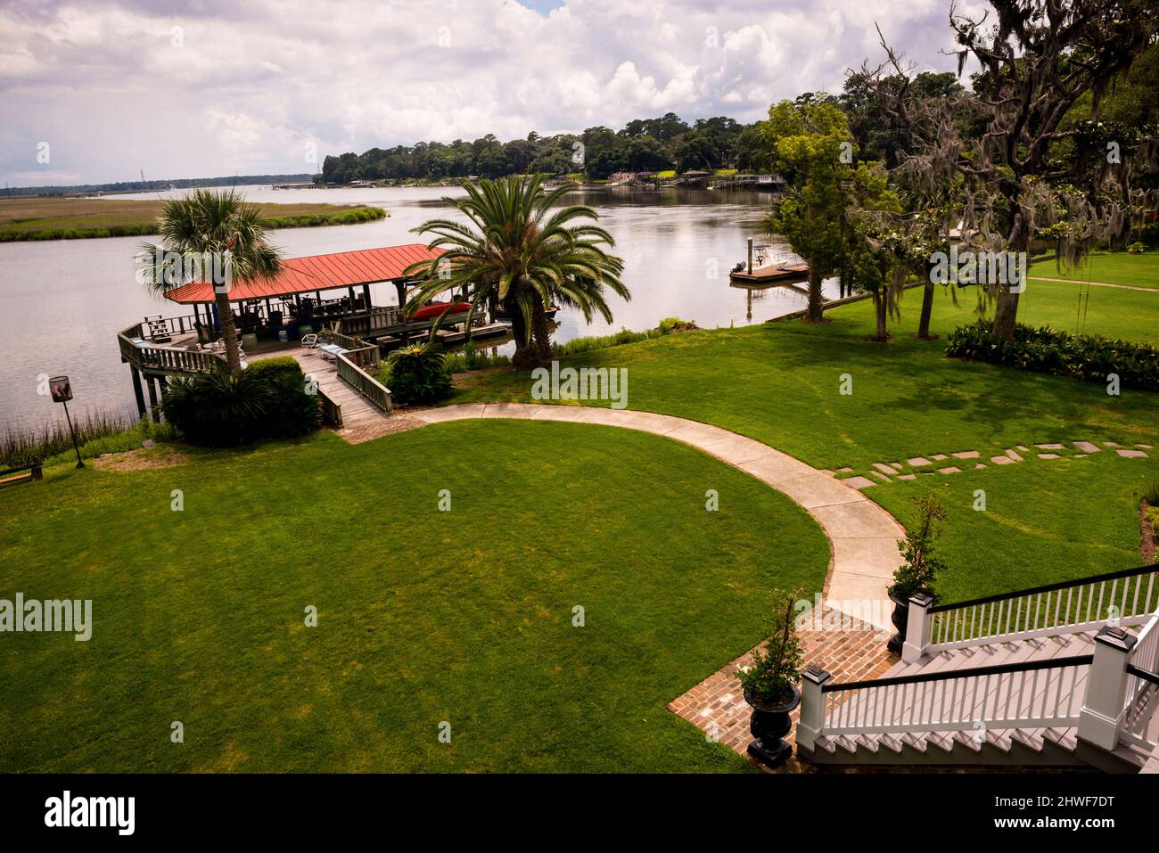 Lowcountry lifestyle hi-res stock photography and images - Alamy