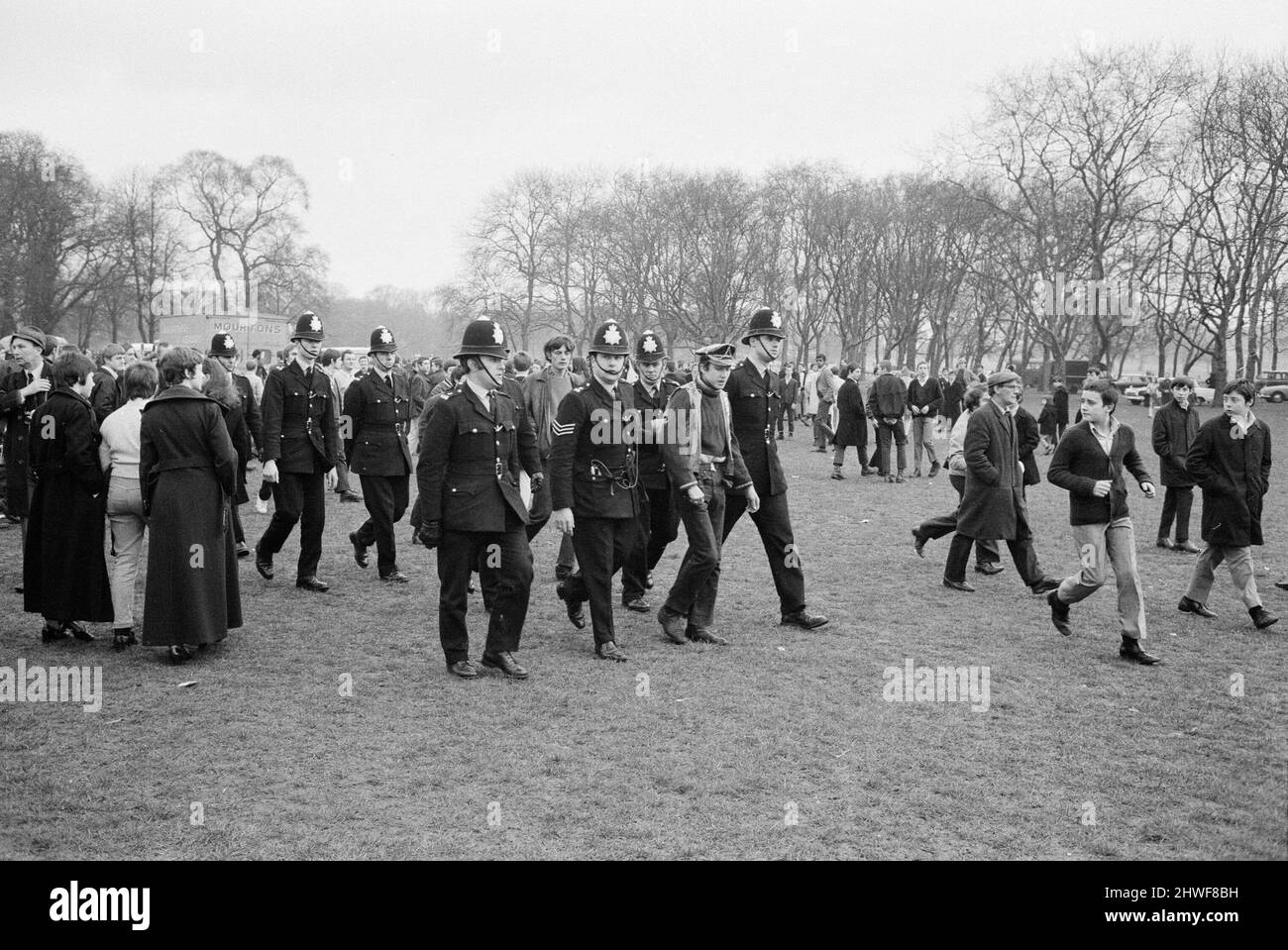 Skinheads 1970s london hi-res stock photography and images - Alamy