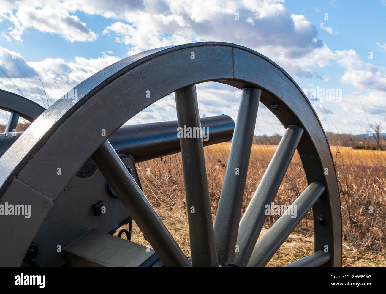A civil war cannon on the battlefield in the Gettysburg National ...