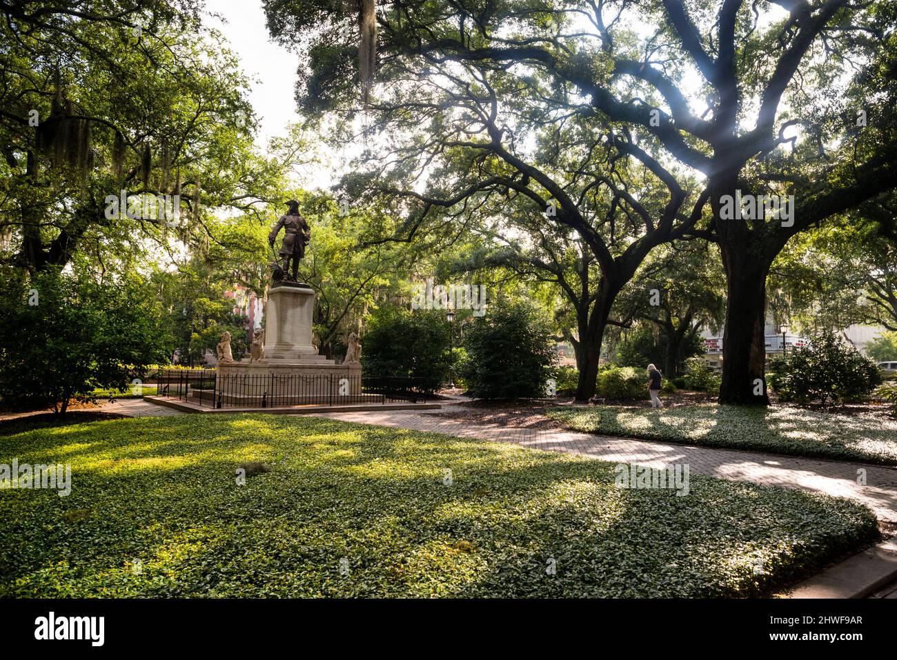 The James Oglethorpe Statue in Chippewa Square in Savannah, Georgia ...