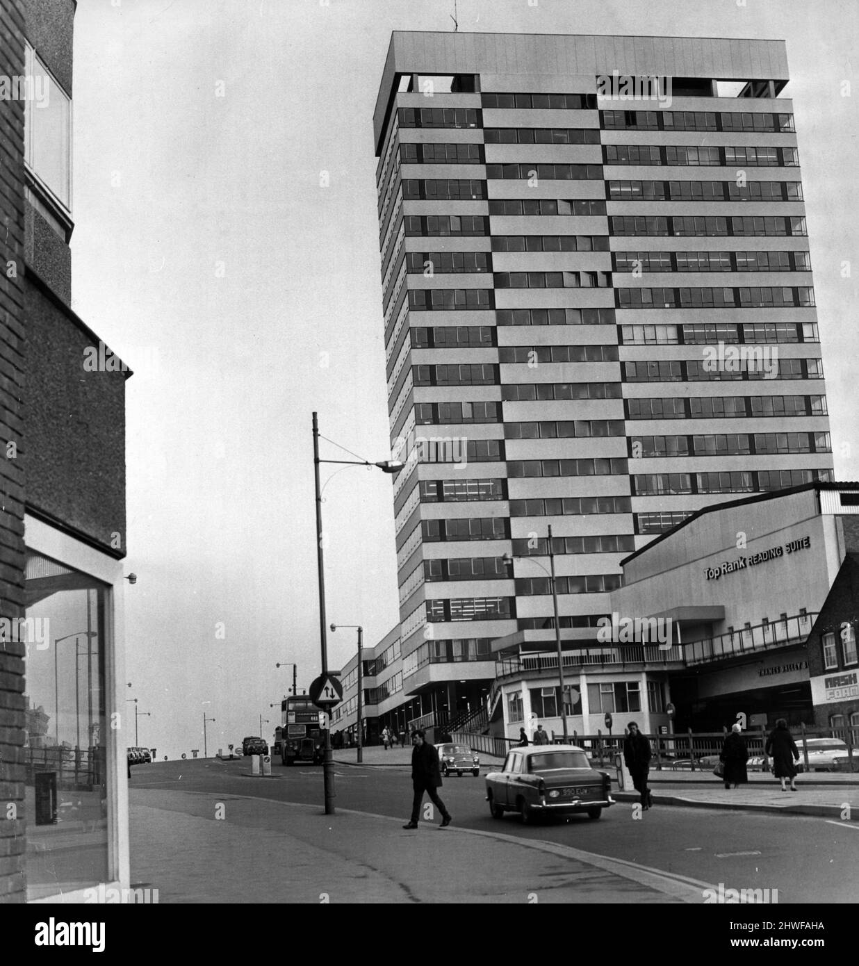 Western Tower, Station Hill, Reading, Circa 1970 Stock Photo - Alamy
