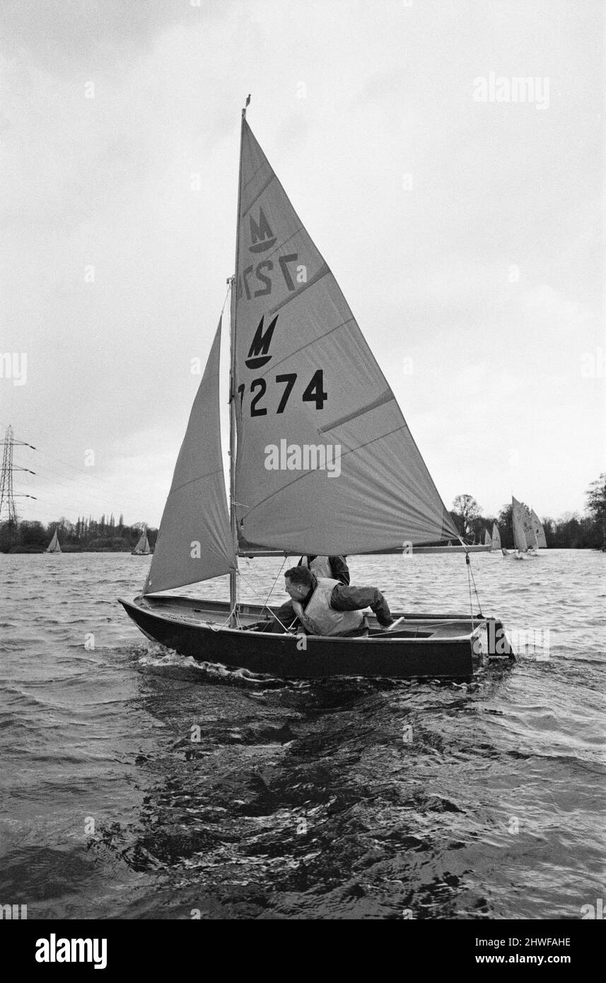 The Mirror Sailing Dinghy Picture taken at the I.P.C. Yacht Club ...