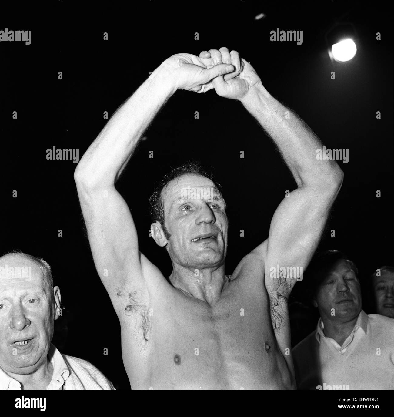 Henry cooper wembley hi-res stock photography and images - Alamy
