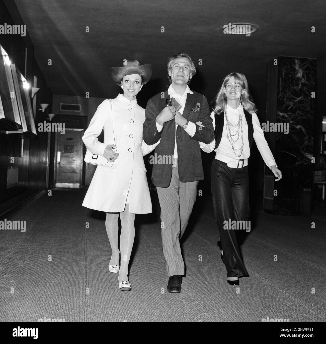 Judy collins 1960s hi-res stock photography and images - Alamy