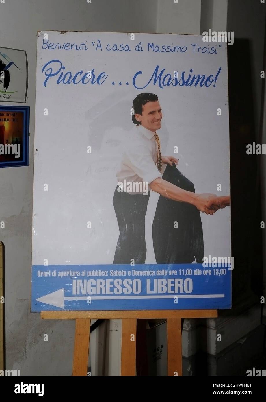 Massimo Troisi's house in San Giorgio a Cremano (Na), is located inside ...