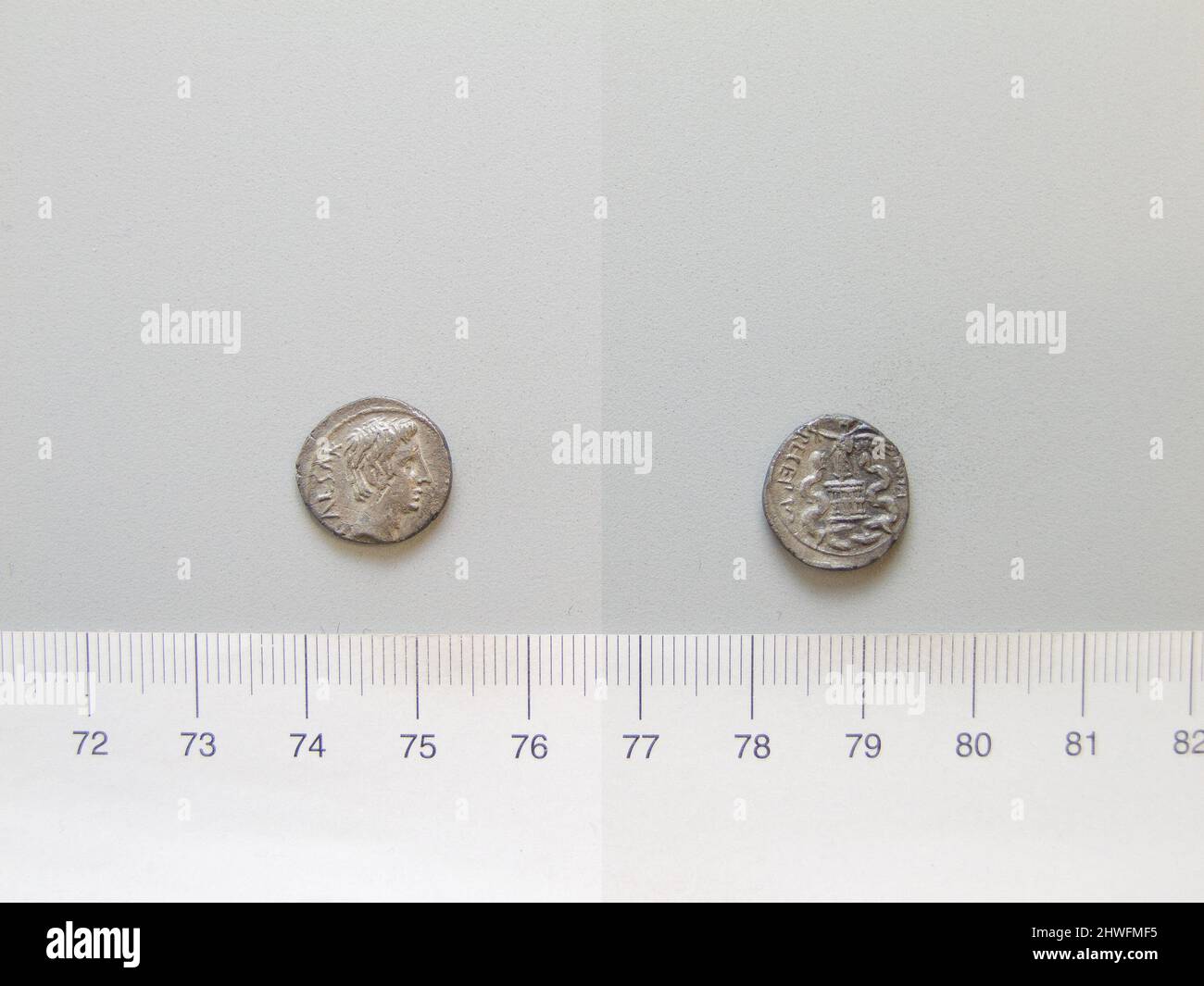 Quinarius of Augustus, Emperor of Rome. Ruler: Augustus, Emperor of ...