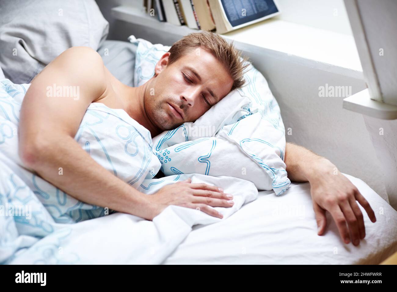 Young zzz hi-res stock photography and images - Alamy