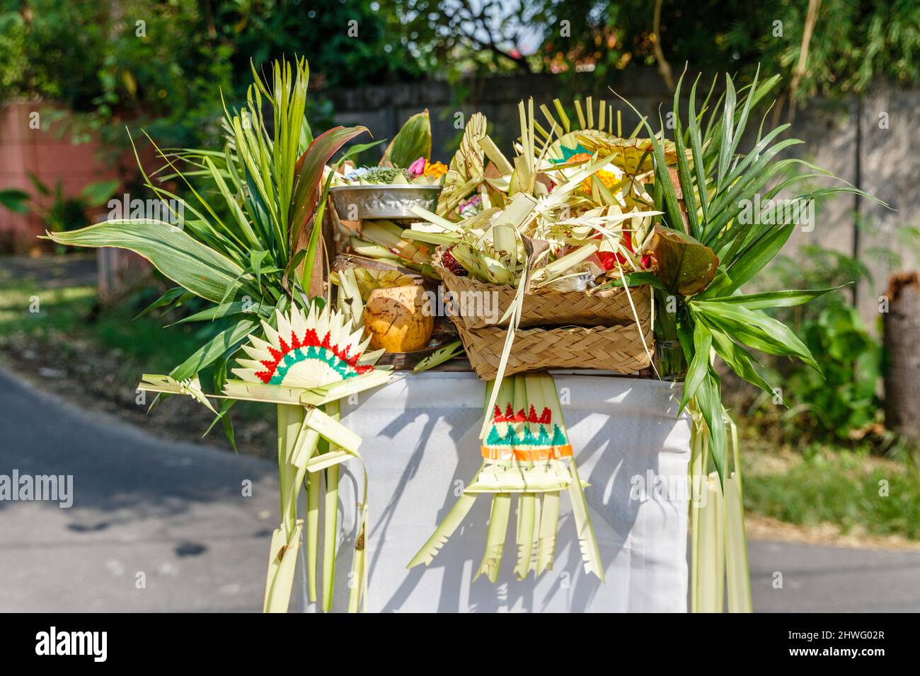 Altar in water bali altar hi-res stock photography and images - Alamy