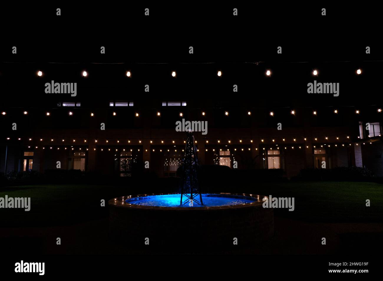 Louisiana oil rig hi-res stock photography and images - Alamy