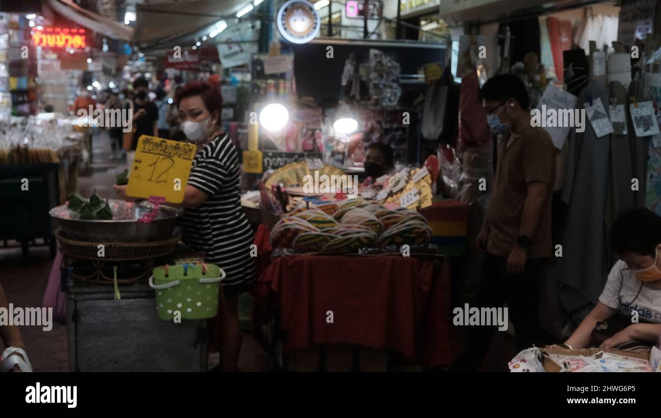 Sampheng market bangkok hi-res stock photography and images - Alamy