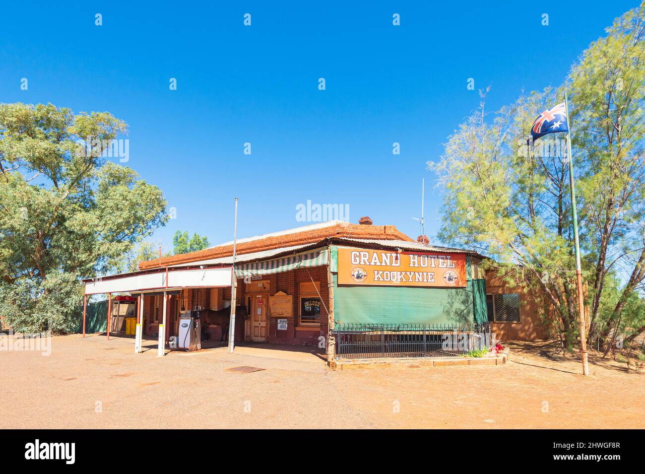 View of the iconic Outback pub Grand Hotel, Kookynie, Goldfields ...