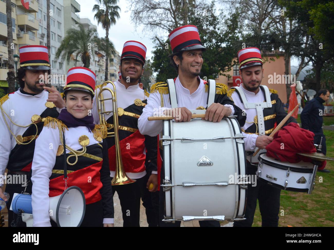 A small Turkish band encourages runners beside the Antalya ...