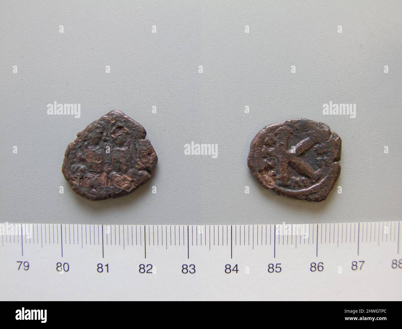 1/2 Follis (20 Nummi) of Justin II, Emperor of Byzantium from Nicomedia ...