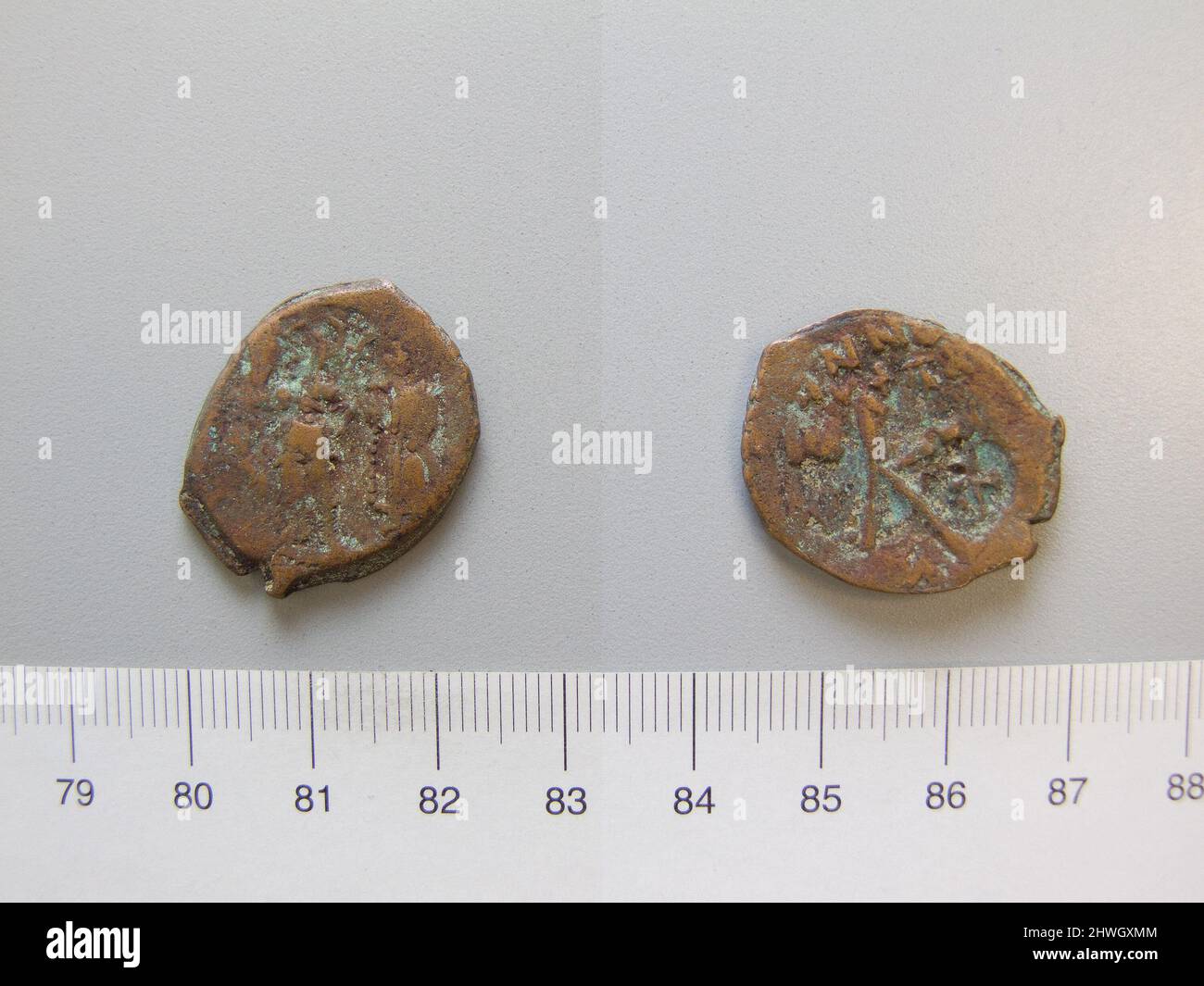 1/2 Follis (20 Nummi) of Heraclius, Emperor of the Byzantine Empire ...