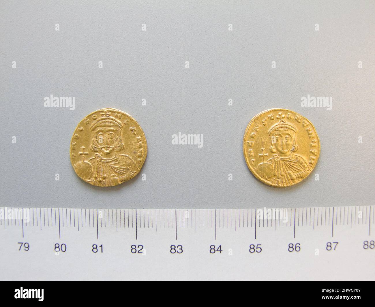 Solidus of Leo III from Constantinople. Ruler: Leo III, Emperor of ...