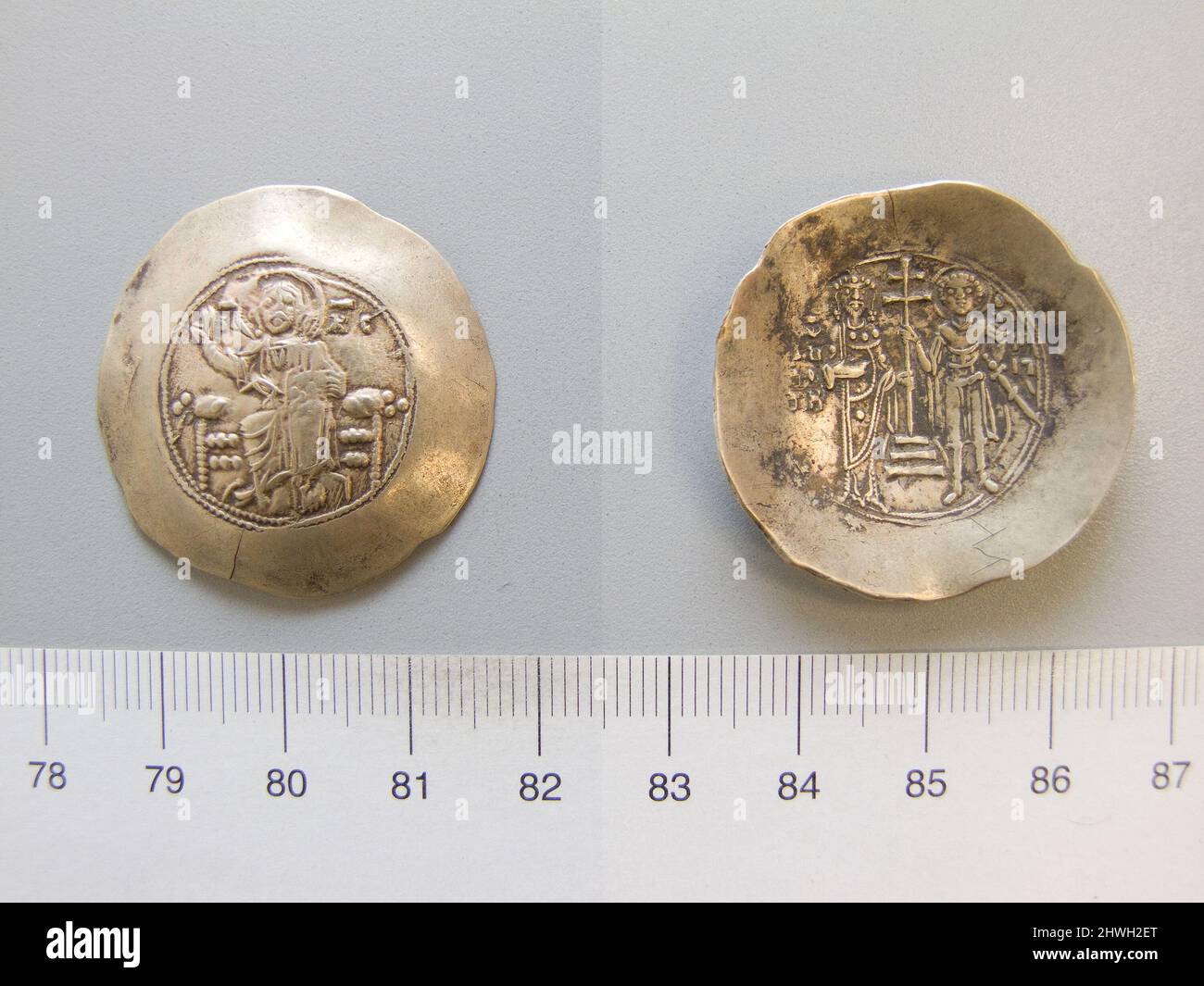 Aspron Trachy of John II Komnenos from Constantinople. Ruler: John II ...