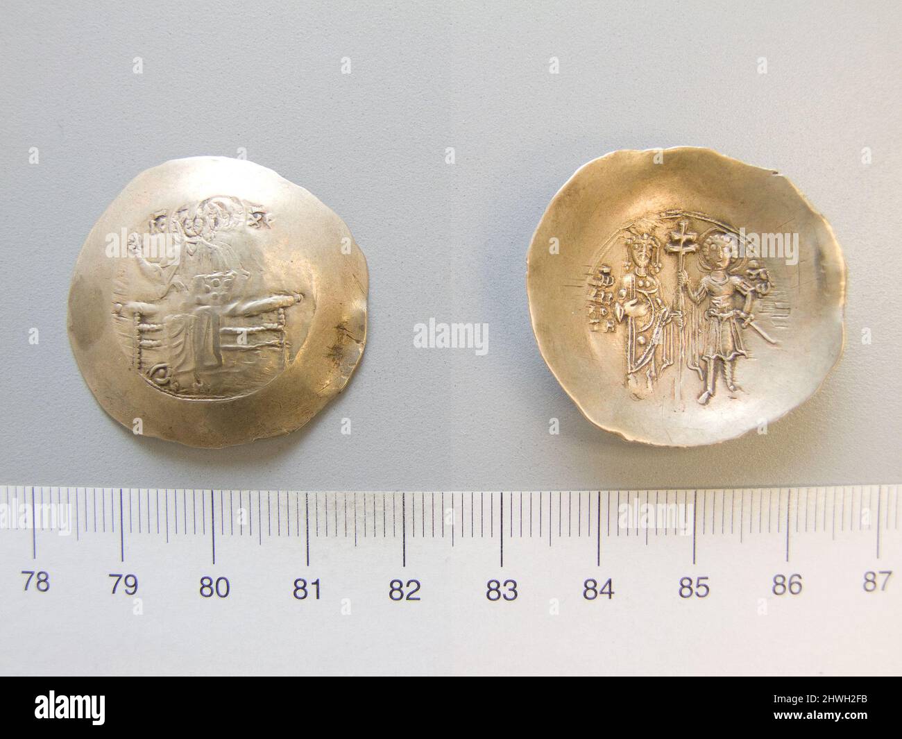 Aspron Trachy of John II Komnenos from Constantinople. Ruler: John II ...