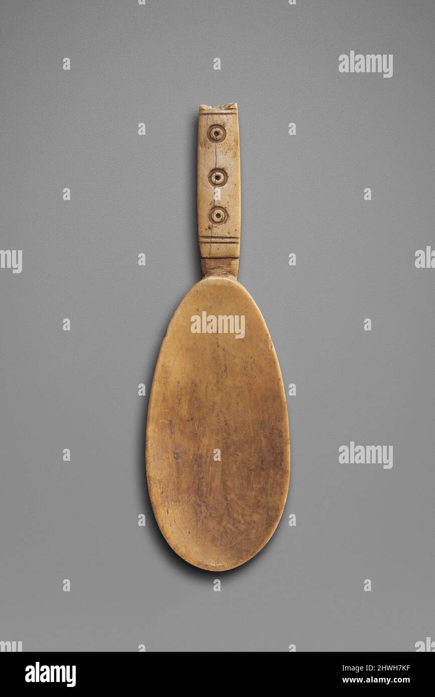 Bone spoon hi-res stock photography and images - Alamy