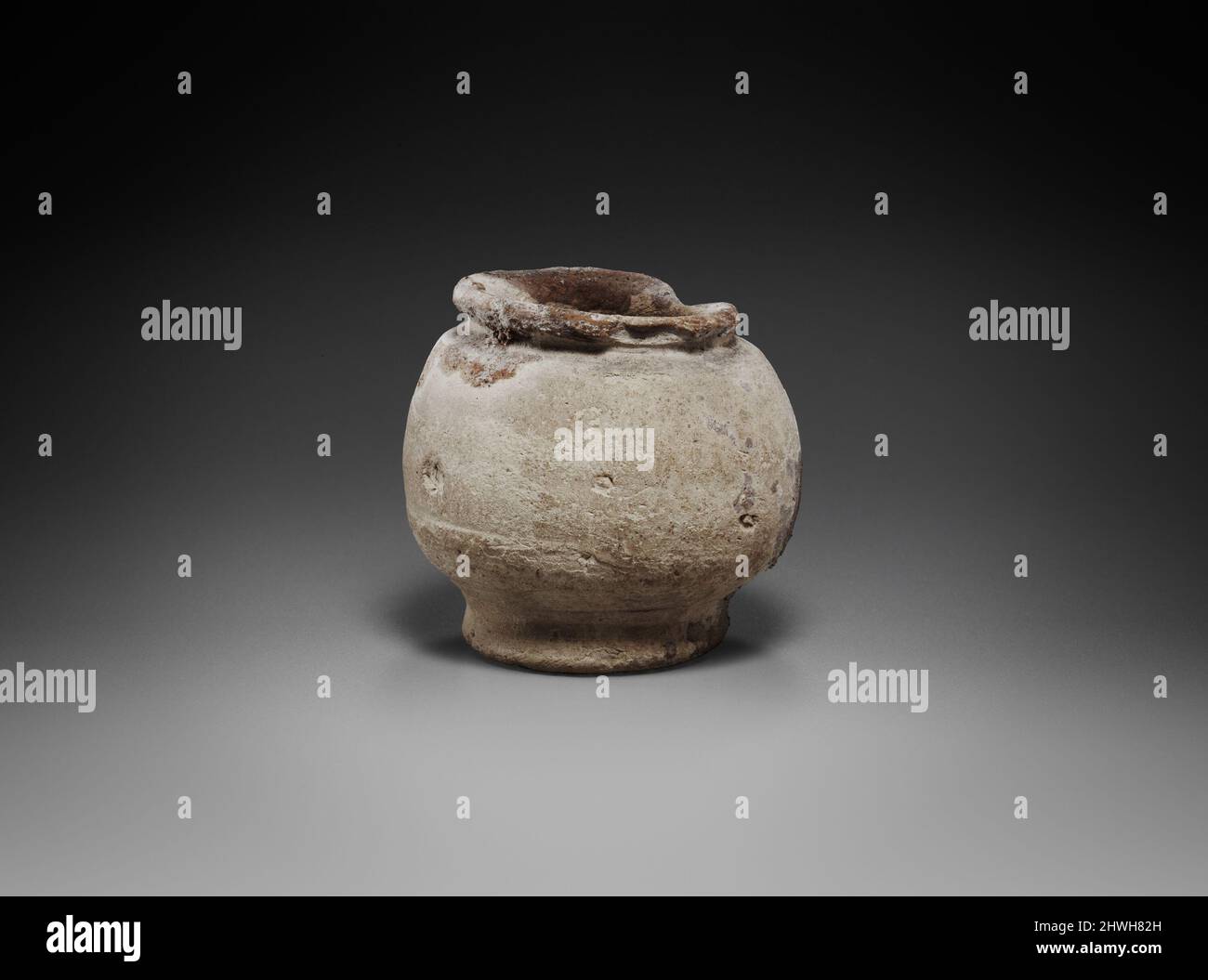 Squat jar hi-res stock photography and images - Alamy