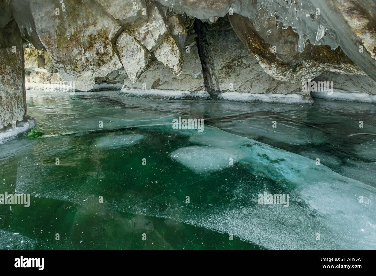 Ice cavern on frozen hi-res stock photography and images - Alamy