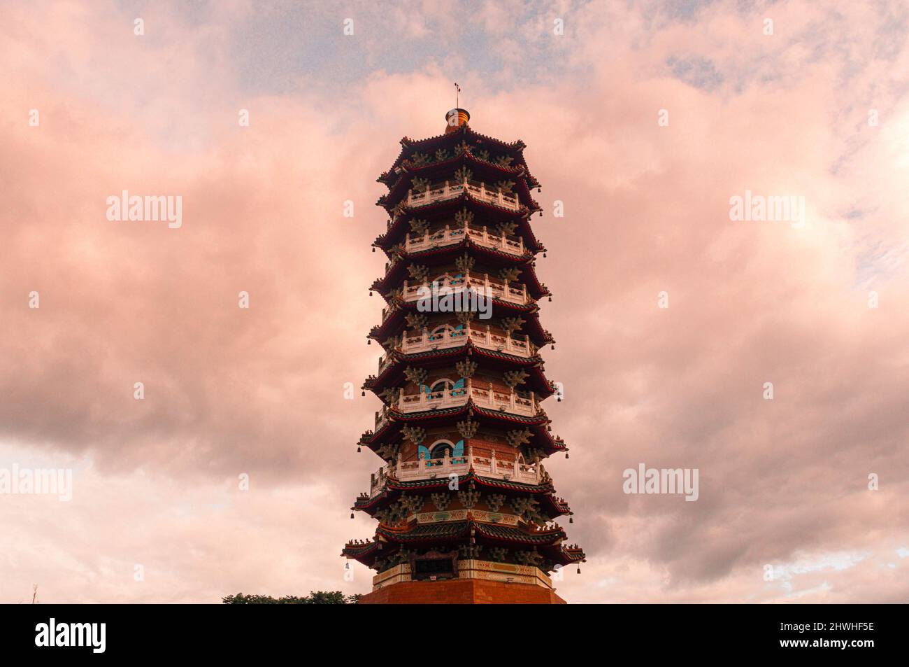 Pagado en hi-res stock photography and images - Alamy