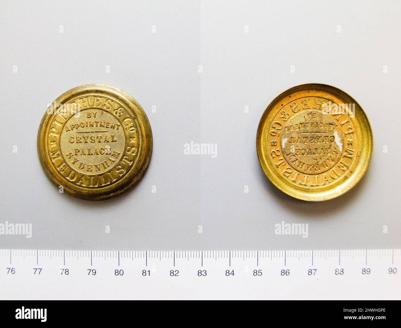 Pinches hi-res stock photography and images - Alamy