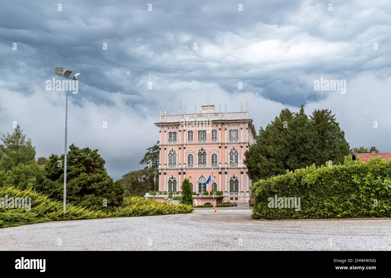 Villa andrea ponti hi-res stock photography and images - Alamy