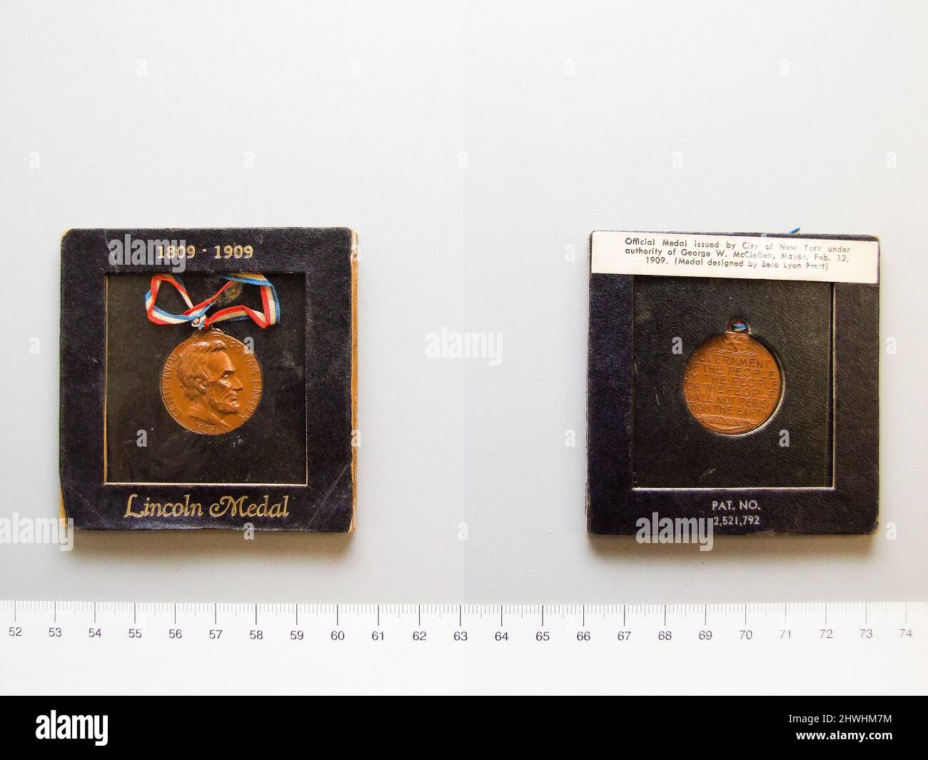 Centennial medal of Abraham Lincoln. Subject: Abraham Lincoln, American ...